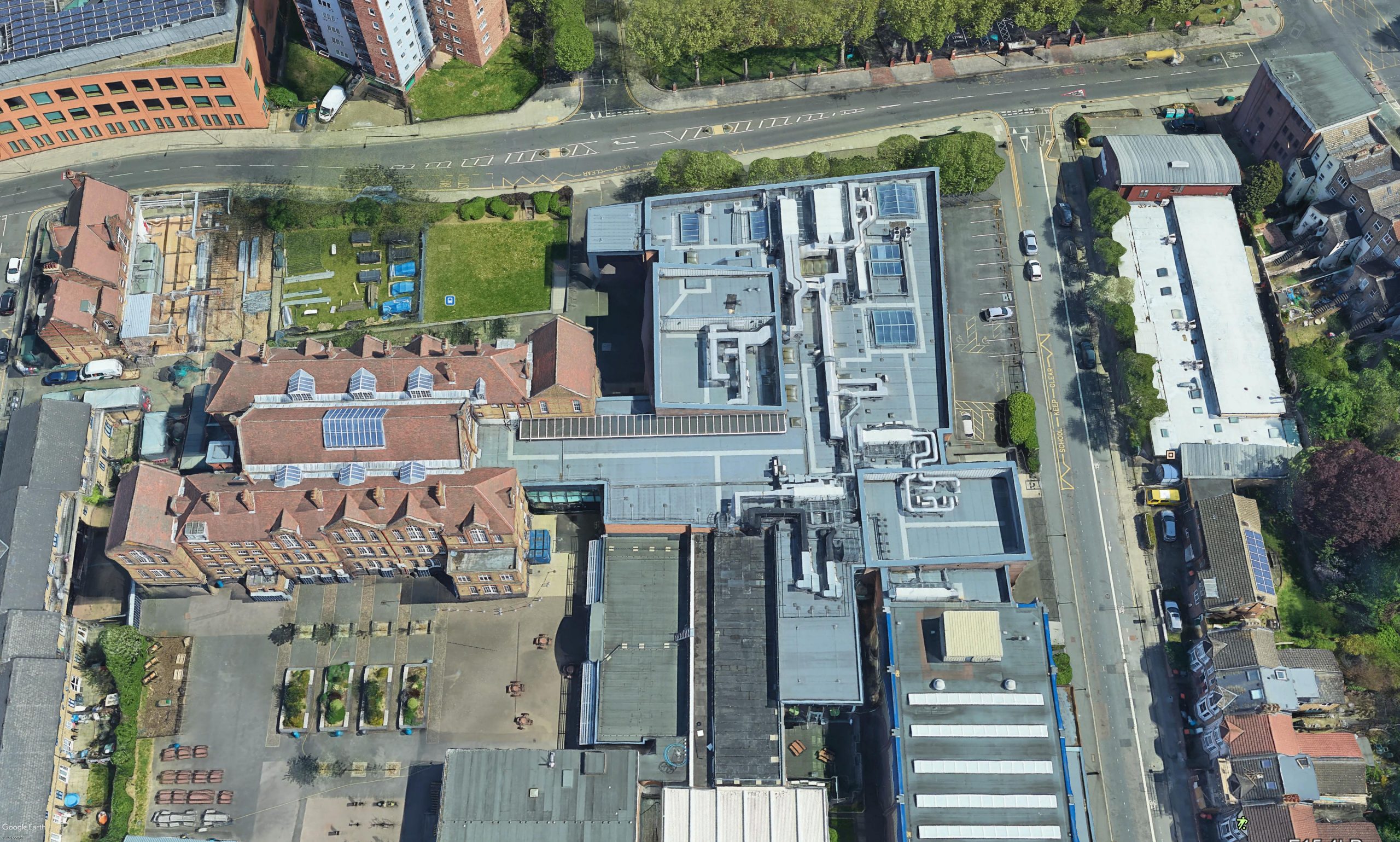 Sarah Bonnell School | Naturalight - NLS