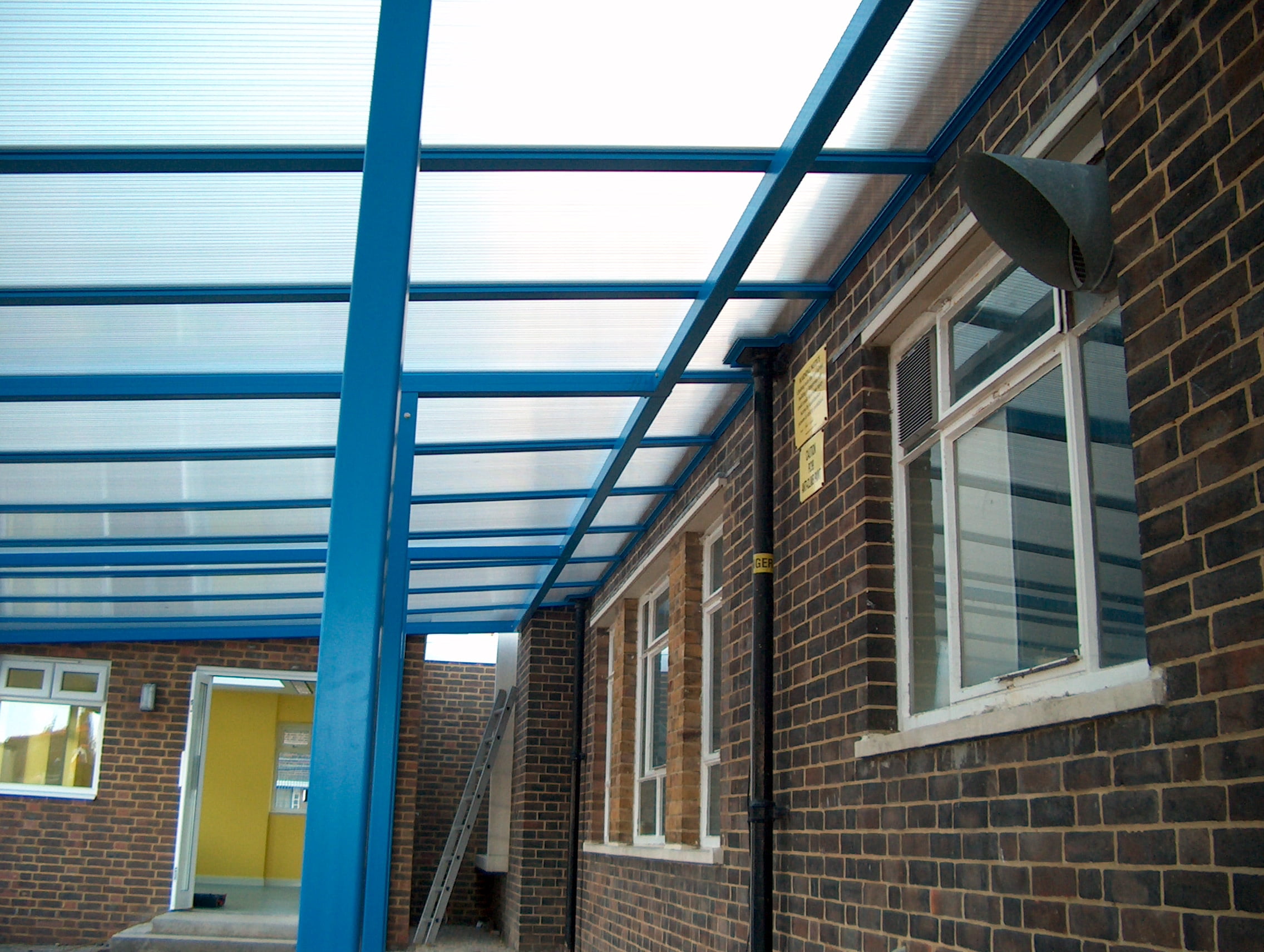 Ratton School | Naturalight - NLS